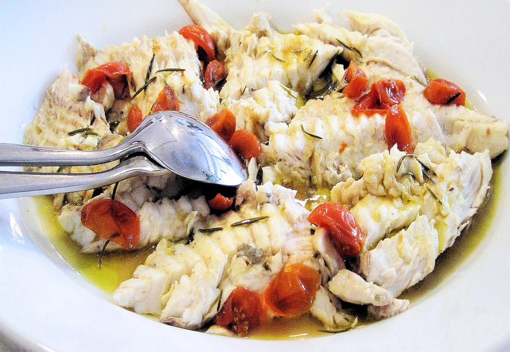 Gegrillter Rotbarsch mit Tomaten - Girrbacher Fleischerei - Immer ...